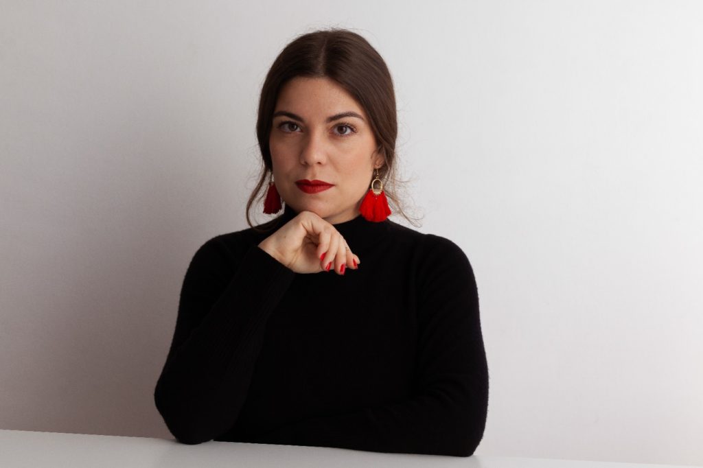En la sangre, Laura Gomara (2019) – La Pared Vacía
